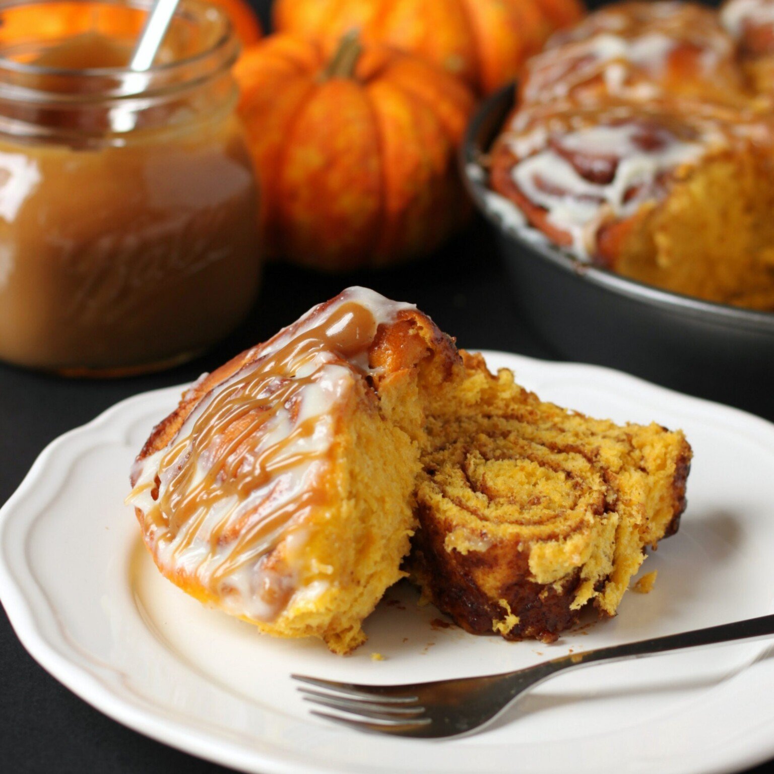 Pumpkin Cinnamon Rolls - The Busy Baker