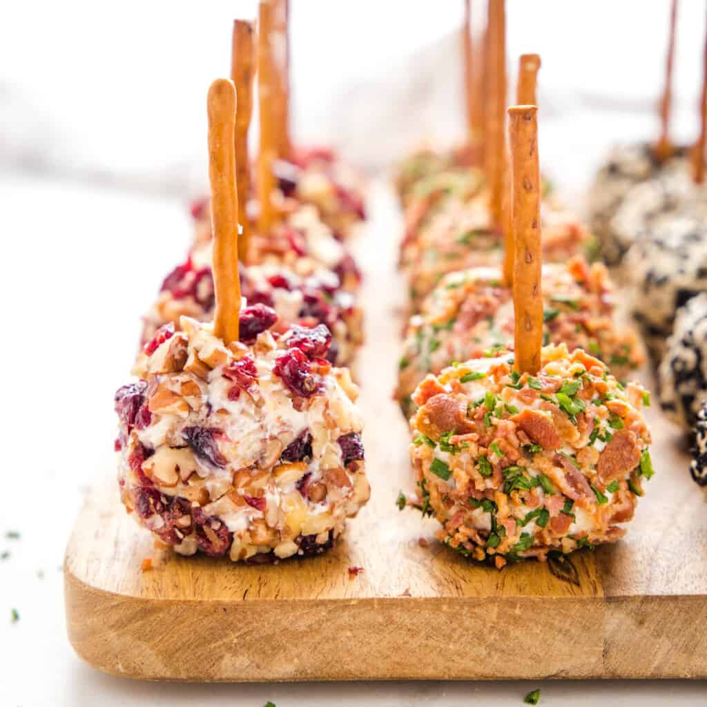 Mini Cheese Ball Bites - The Busy Baker
