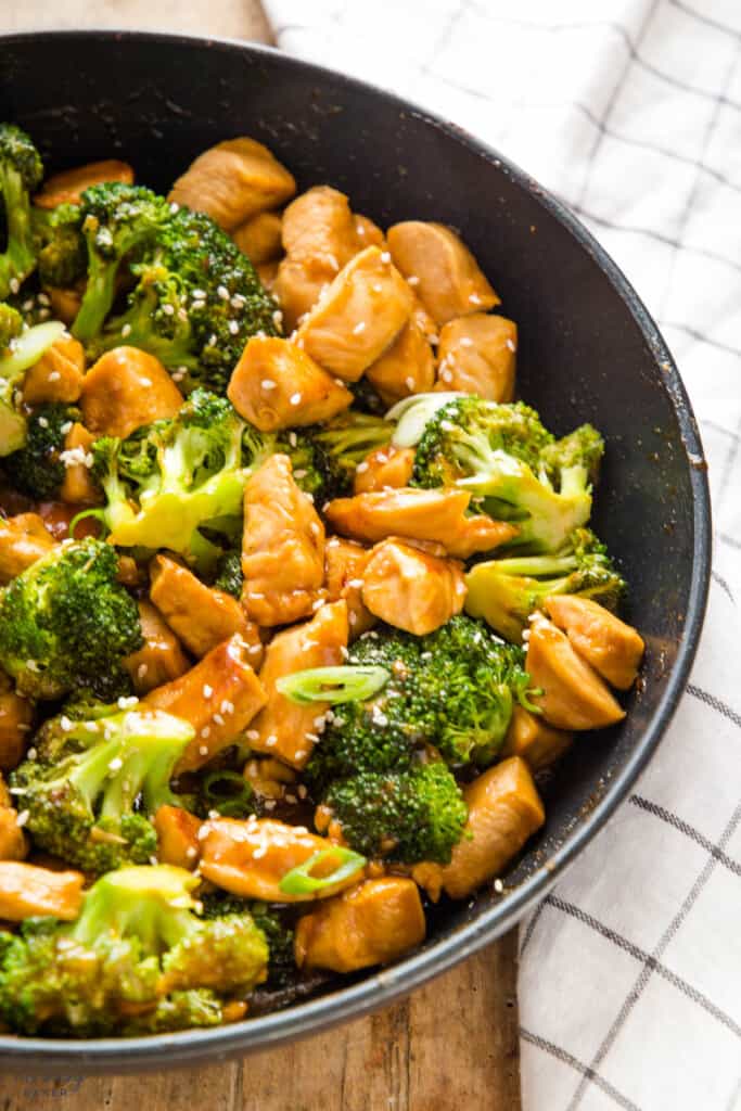 Chicken and Broccoli Stir Fry - The Busy Baker