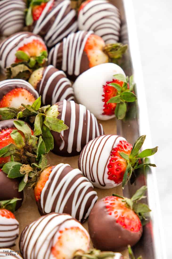 Chocolate Covered Strawberries - The Busy Baker