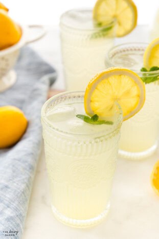 Homemade Lemonade - The Busy Baker