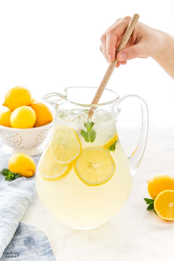 Homemade Lemonade - The Busy Baker